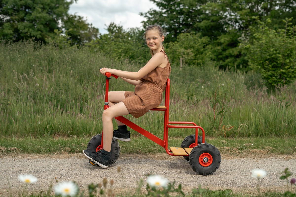 Trehjuling stor traktordäck | ABA Skol